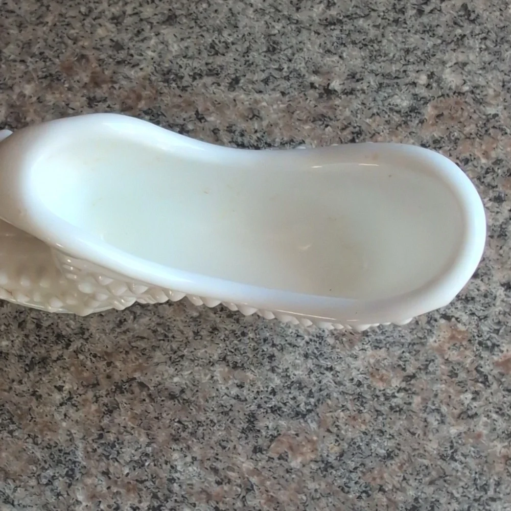 Fenton | Accents | Vintage Fenton Hobnail Milk Glass Cat Head ...